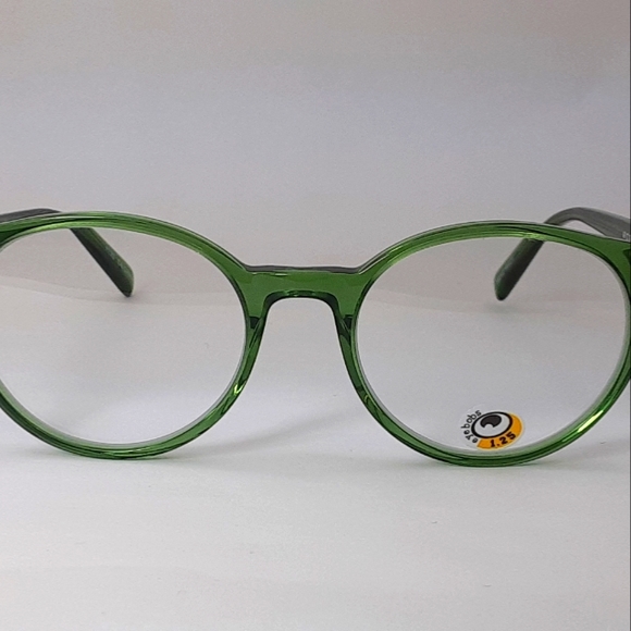 Eyebobs | Accessories | Eyebobs Case Closed In Green | Poshmark